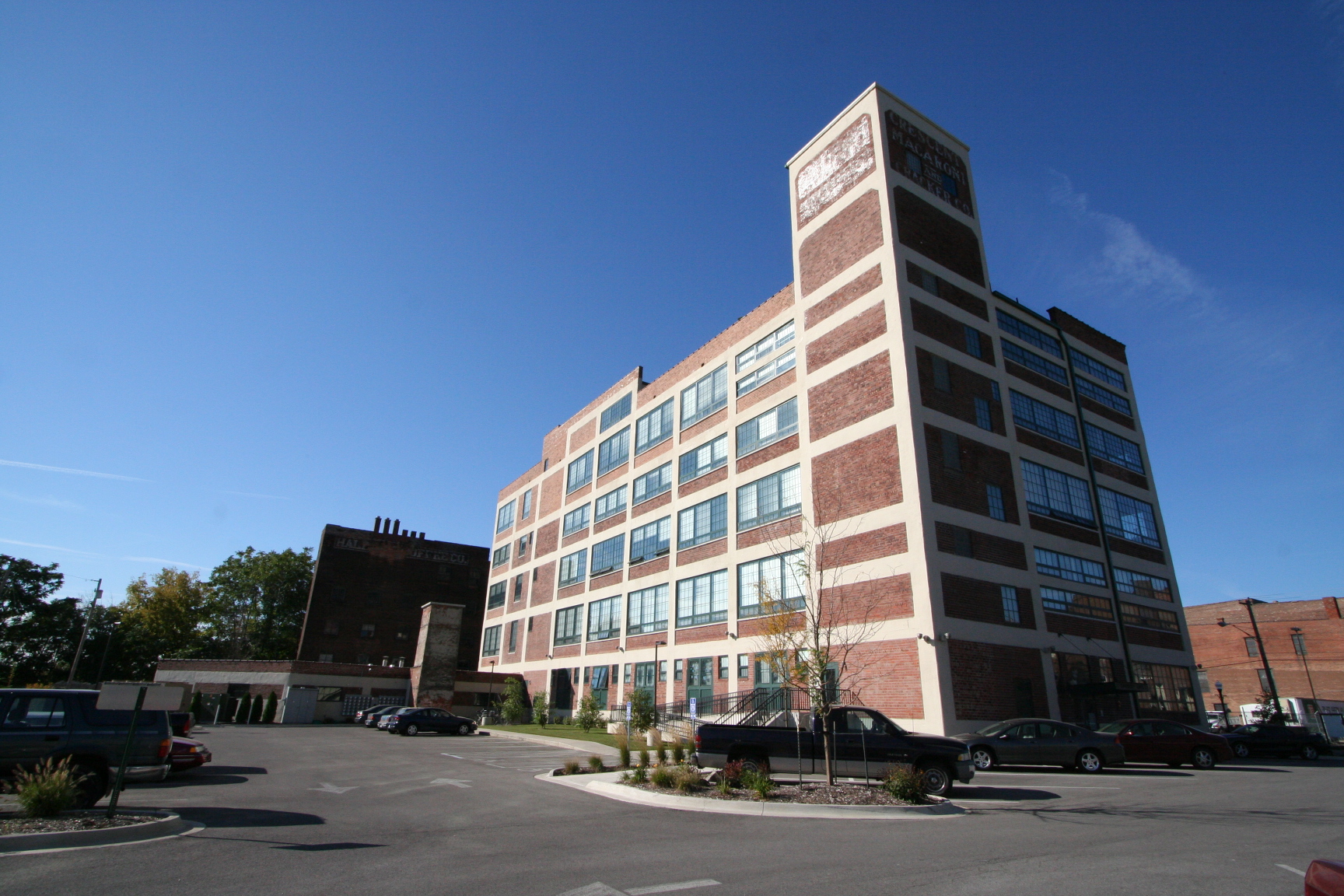 Crescent Lofts - The Alexander Company